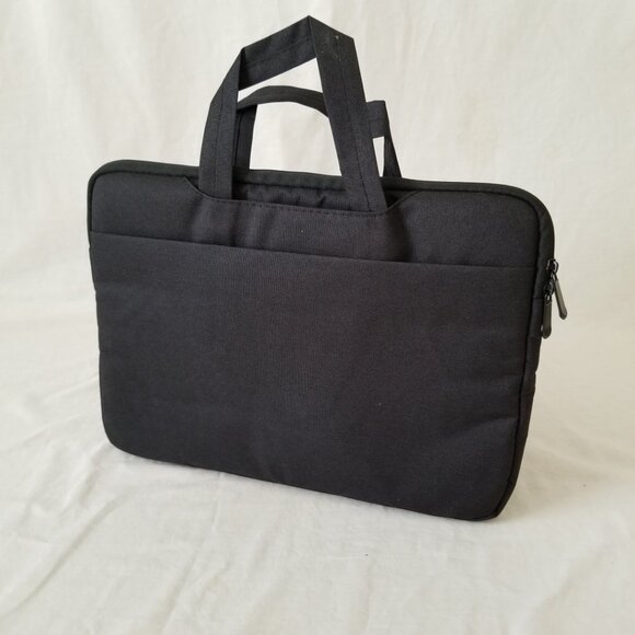 Bags | Nwot Padded Waterresistant Laptop Computer Carrying Case With ...
